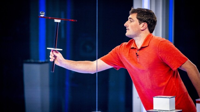Watch The Cube Online | Stream the Full Movie on DIRECTV