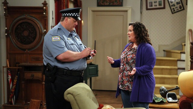 Watch Mike & Molly Pilot S1 E1 | DIRECTV.