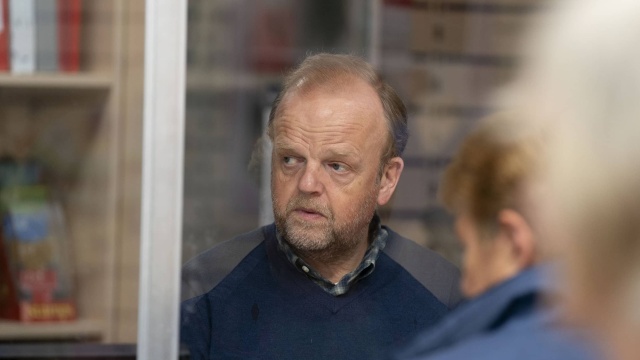 Watch Mr Bates vs The Post Office on Masterpiece Mr Bates vs The Post ...