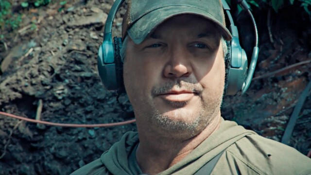 Watch Gold Rush: White Water Help From Above S9 Eundefined | DIRECTV.