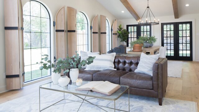 Watch Fixer Upper Ranch House to Modern Mediterranean Retreat S5 E5 ...