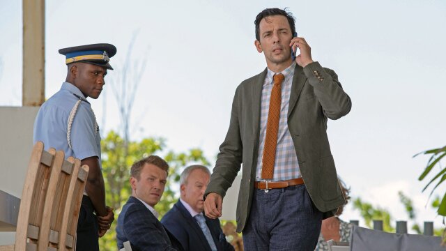 Watch Death in Paradise Switcharoo S9 E5 | DIRECTV.