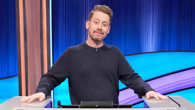 Watch Celebrity Jeopardy Quarterfinal 7 Macaulay Culkin Rachel Dratch And Becky Lynch S2 E7