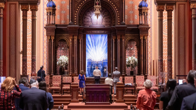 Watch Central Synagogue Reform Shabbat Service S2024 Eundefined | DIRECTV