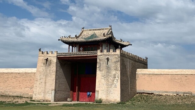 Watch Diario de un nómada Las huellas de Gengis Khan II: El monasterio de Erdene Zuu S11 E10 ...