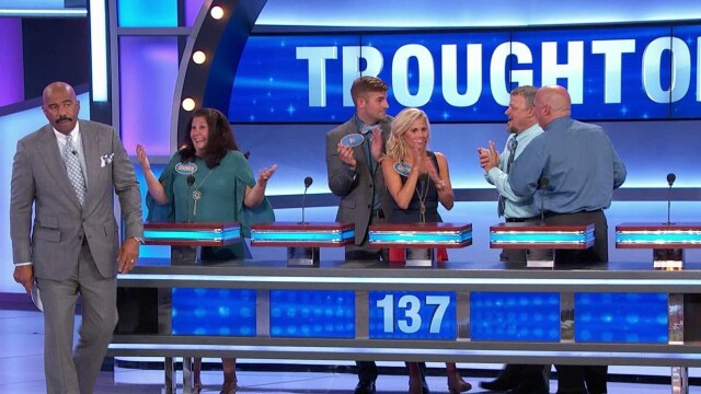 Watch Family Feud Family Feud S17 E107 | DIRECTV