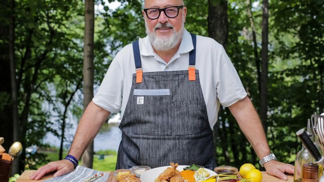 Watch Andrew Zimmern's Wild Game Kitchen Pigeon S4 E6 | DIRECTV.