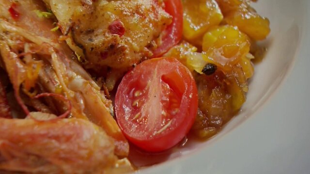 Watch Chopped Cooking Caribbean S27 E9 | DIRECTV.