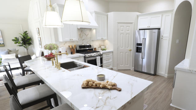 Watch No Demo Reno Online | Stream the Full Movie on DIRECTV