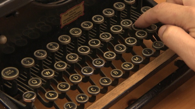 Watch Modern Marvels Modern Marvels: Tech Treasures S21 E11 | TV Shows ...