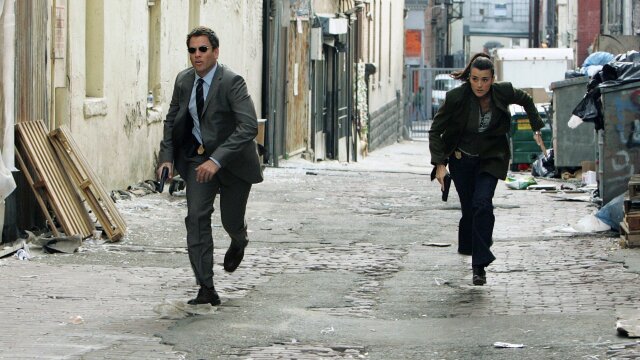 Watch NCIS Stakeout S5 E12 | TV Shows | DIRECTV