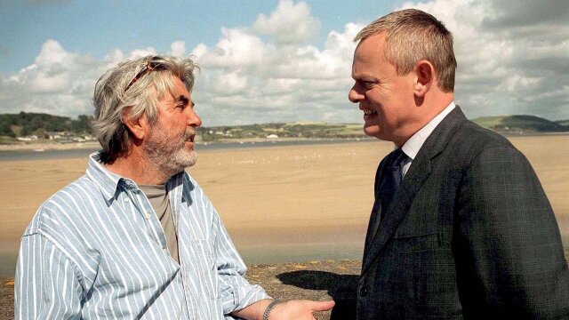 Watch Doc Martin Of All the Harbors in All the Towns S1 E5 | TV Shows ...