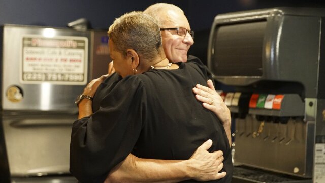 Watch Restaurant: Impossible Missing Pepper in Baton Rouge S21 E4 | TV ...