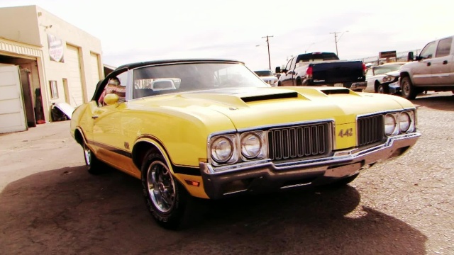 Watch Desert Car Kings Young vs. Olds S1 E2 | TV Shows | DIRECTV