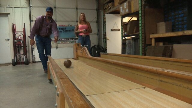 Watch Shipping Wars Bowling for Candy S9 E6 | TV Shows | DIRECTV