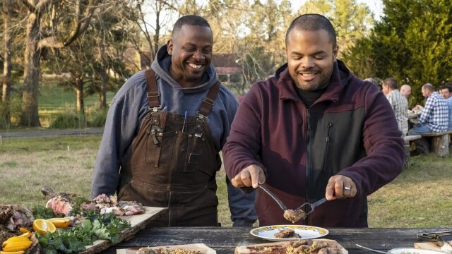 Watch Man Fire Food Southern Sizzle and Smoke S9 E1 | TV Shows | DIRECTV