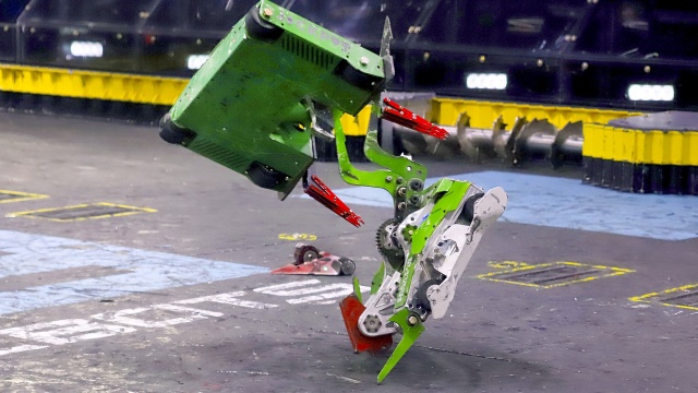 Watch BattleBots Champions: Sin City: Slug Me Baby, One More Time S8 E4 ...