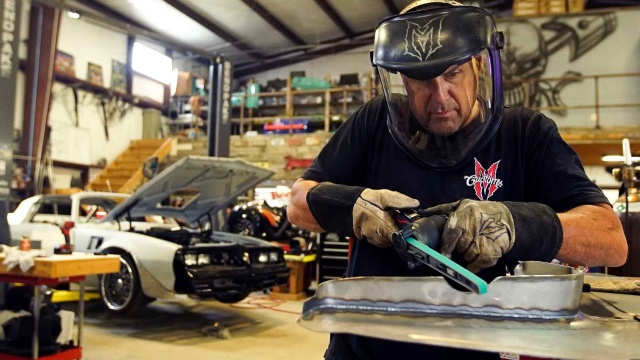 Watch Iron Resurrection '77 Trans Am Bird In Black S5 E3 | TV Shows ...