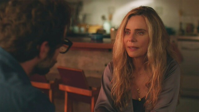 Watch La Vida Secreta De Las Parejas Only Big Risks Make A Life Worth