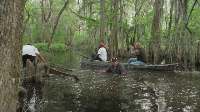 Watch Swamp Mysteries The Devil's Swamp S2 E3 | TV Shows | DIRECTV