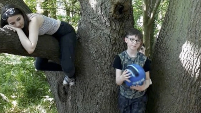 Watch Paranormal Caught on Camera Ghost Photobombs Kids and More S6 E2 ...