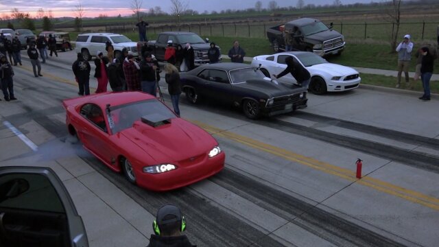 Watch Street Outlaws: Race Night in America The Street Scene S1 E1 | TV ...