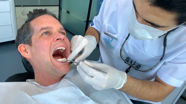 Watch 90 Day Diaries Lay All Your Love On Me S5 E2 | TV Shows | DIRECTV