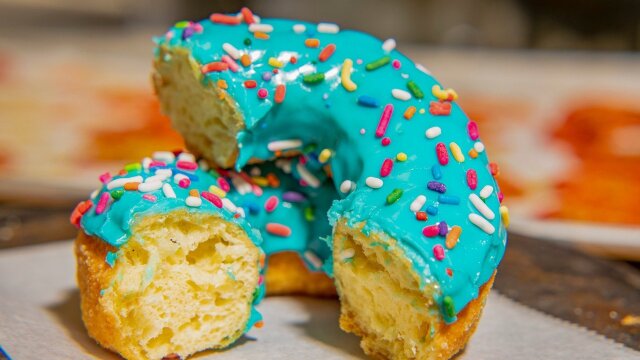 Watch Bake or Break Frozen Profits S1 E4 | TV Shows | DIRECTV