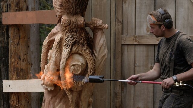 Watch A Cut Above Wooden Quackers S1 E4 | TV Shows | DIRECTV