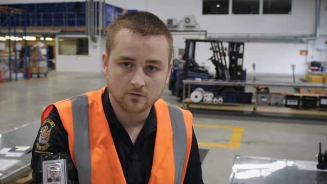 Watch To Catch a Smuggler: South Pacific Merry Methmas S12 E7 | TV ...