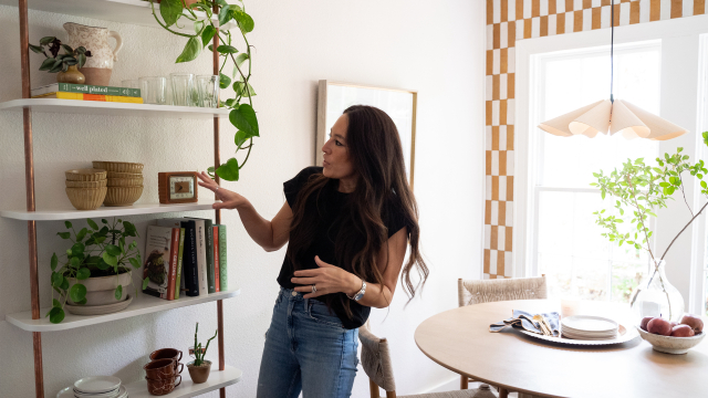 Watch Mini Reni Indoor Whimsical Garden S1 E1 | TV Shows | DIRECTV