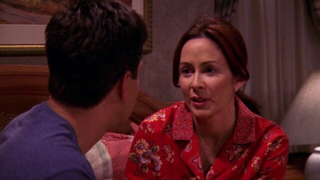 Watch Everybody Loves Raymond Marie's Vision S7 E10 | DIRECTV.