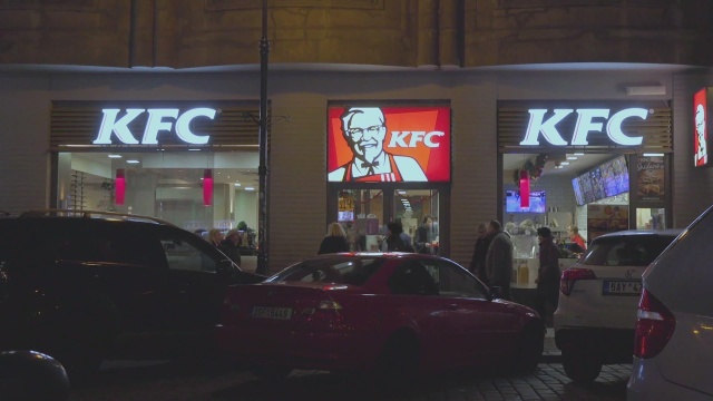 Watch The Food That Built America The Colonel S5 E10 | DIRECTV.