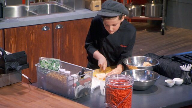 Watch Man vs. Child: Chef Showdown Online | Stream the Full Movie on ...