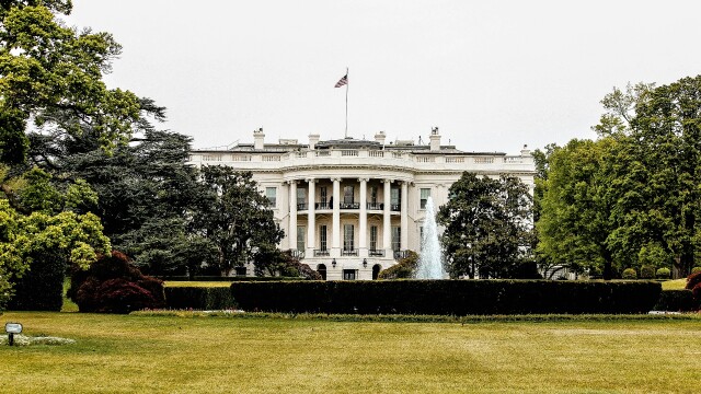 Watch Carrera por la Casa Blanca Online | Stream on DIRECTV