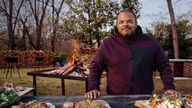 Watch Man Fire Food Online Streaming | DIRECTV