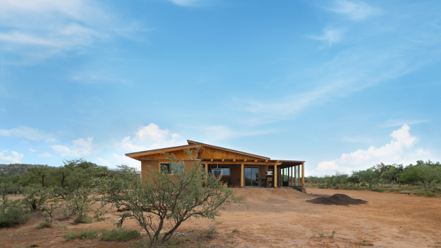 Watch Building Off the Grid Online Streaming | DIRECTV