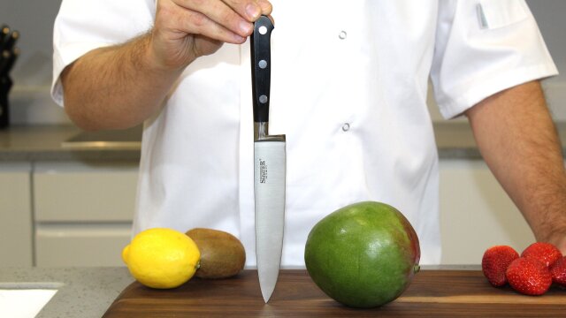 Watch The Chef Online | Stream on DIRECTV