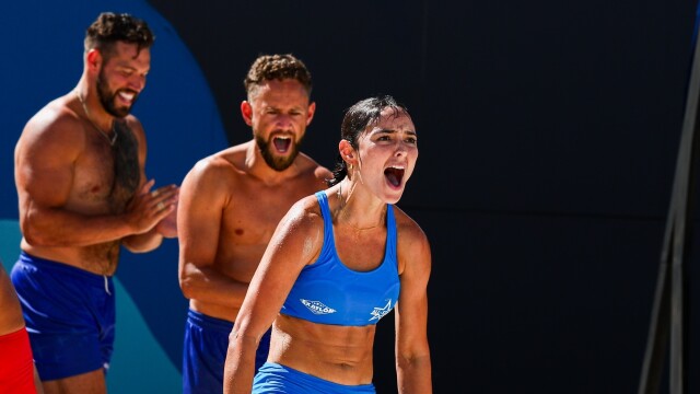 Watch Crece la familia azul (2025) | DIRECTV